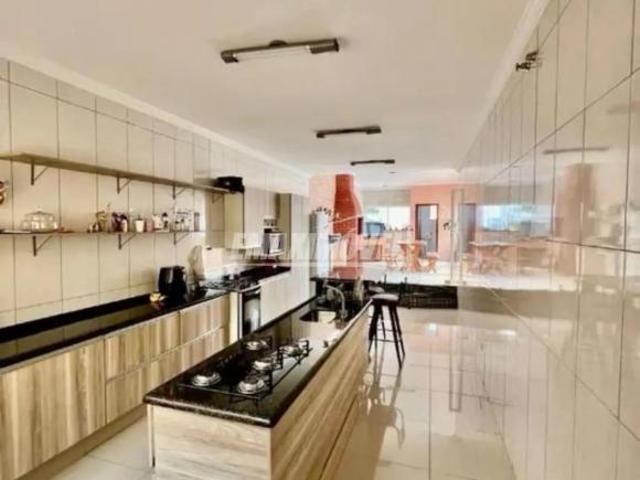 Casa de Condomínio para venda em Jardim Do Paço de 195.00m² com 3 Quartos e 1 Suite