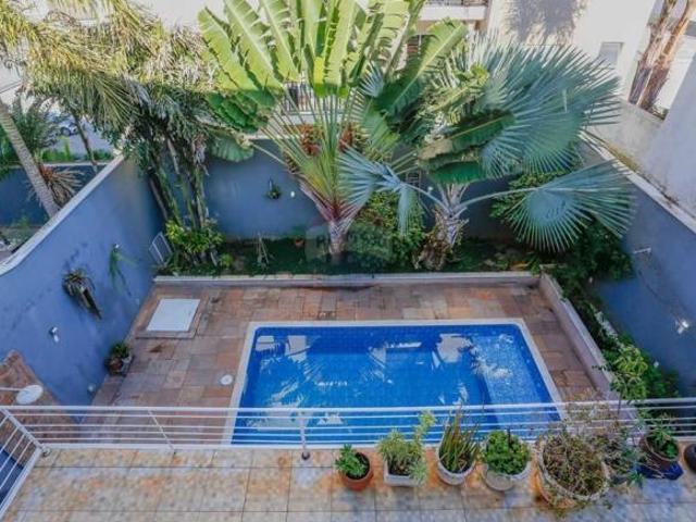 Casa de Condomínio para venda em Jardim Do Paço de 236.00m² com 3 Quartos e 3 Suites