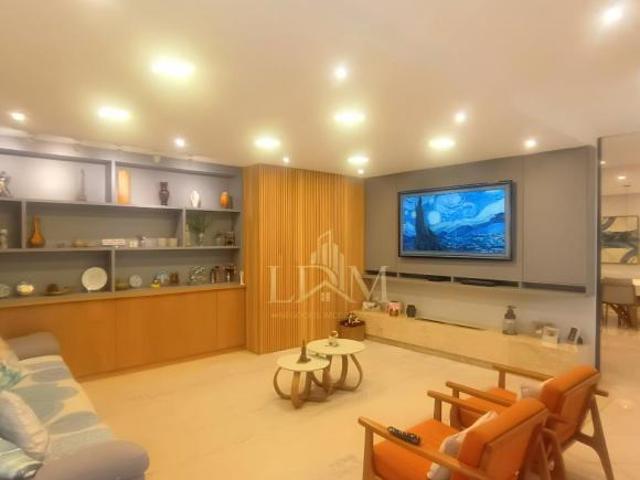 Casa de Condomínio para venda em Jardim Domingos Sávio de 350.00m² com 5 Quartos, 4 Suites e 6 Garag