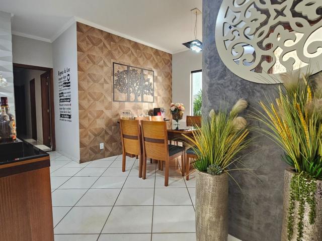 Casa de Condomínio para venda em Jardim Dos Flamboyants em Araraquara São Paulo de 155.00m² com 3 Quartos, 1 Suíte e 4 Garagens
