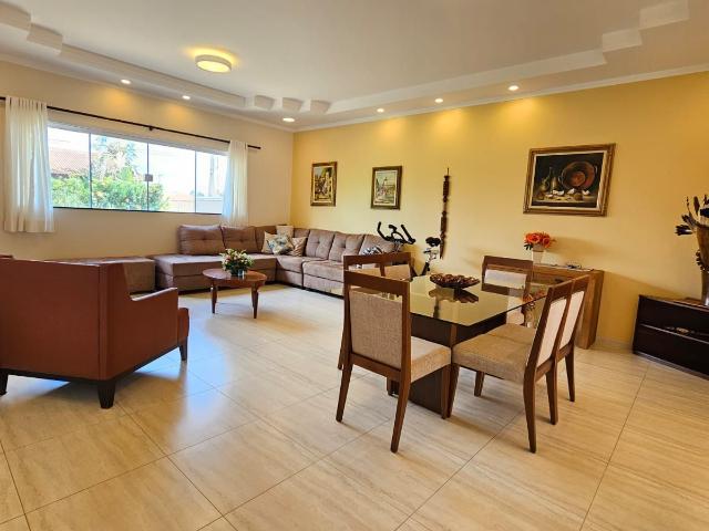 Casa de Condomínio para venda em Jardim Dos Flamboyants em Araraquara São Paulo de 183.00m² com 3 Quartos, 3 Suítes e 4 Garagens