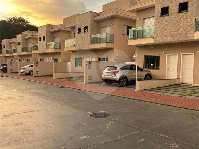 Casa de Condomínio para venda em Jardim Das Carpas de 110.00m² com 3 Quartos, 1 Suite e 2 Garagens