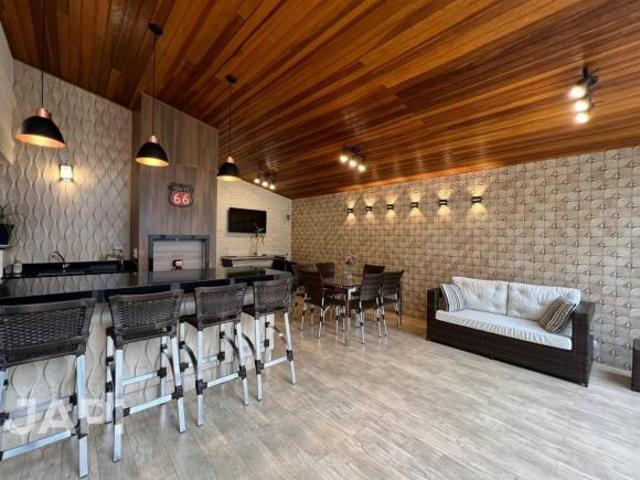 Casa de Condomínio para venda em Jardim Ermida I de 184.00m² com 3 Quartos, 3 Suites e 5 Garagens