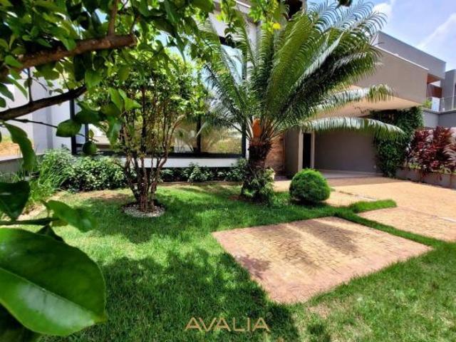 Casa de Condomínio para venda em Jardim Esplanada de 209.00m² com 3 Quartos, 3 Suites e 4 Garagens