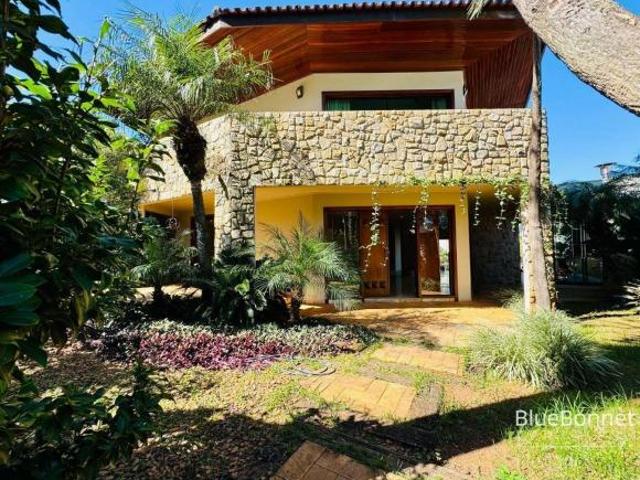 Casa de Condomínio para venda em Jardim Europa de 480.00m² com 4 Quartos, 3 Suites e 4 Garagens
