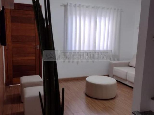 Casa de Condomínio para venda em Jardim Karolyne de 71.00m² com 2 Quartos e 1 Garagem