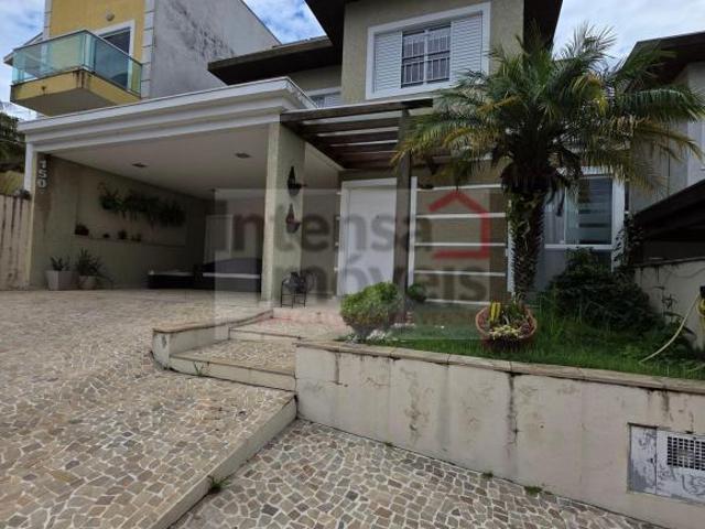 Casa de Condomínio para venda em Jardim Hípica Pinheiro de 195.00m² com 3 Quartos, 1 Suite e 2 Garag