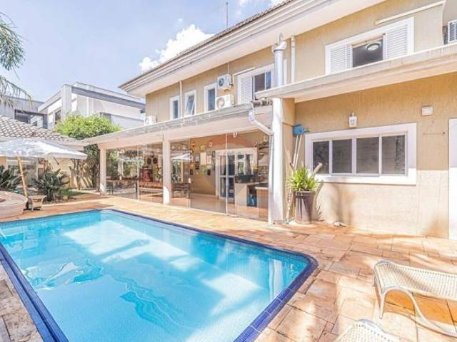 Casa de Condomínio para venda em Jardim Indaiá de 394.00m² com 4 Quartos, 4 Suites e 2 Garagens