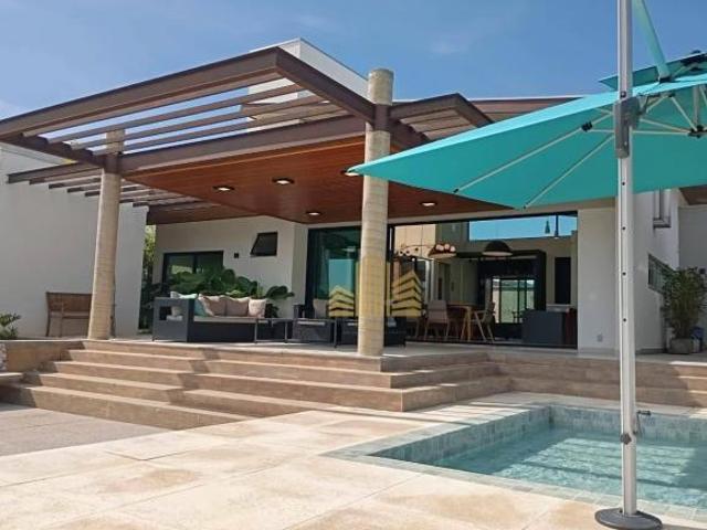 Casa de Condomínio para venda em Jardim Indaiatuba Golf de 420.00m² com 5 Quartos, 2 Suites e 6 Gara