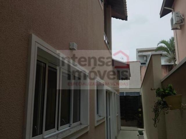 Casa de Condomínio para venda em Jardim Independência de 248.00m² com 5 Quartos, 4 Suites e 2 Garage