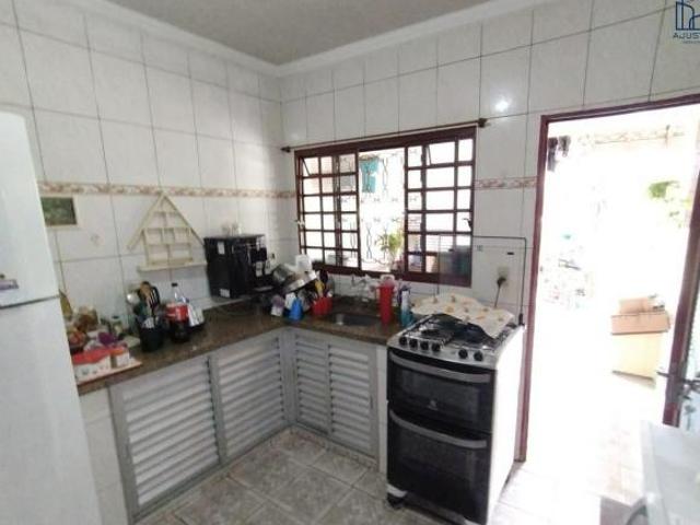 Casa de Condomínio para venda em Jardim Ibiti Do Paço de 230.00m² com 3 Quartos, 1 Suite e 2 Garagen