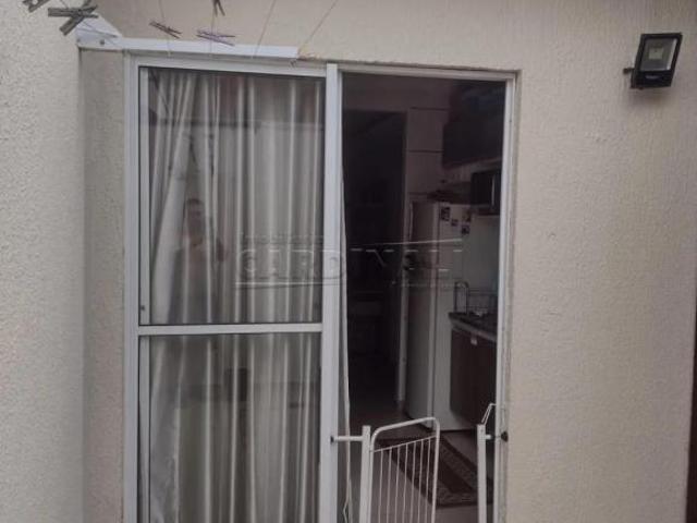 Casa de Condomínio para venda em Jardim Ipanema de 57.00m² com 3 Quartos