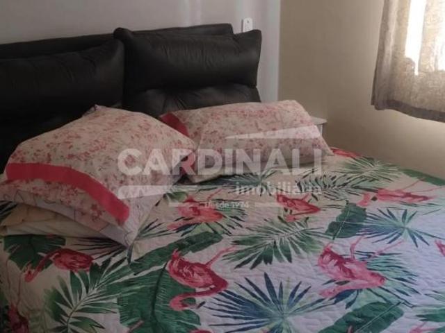 Casa de Condomínio para venda em Jardim Ipanema de 65.00m² com 3 Quartos e 2 Garagens