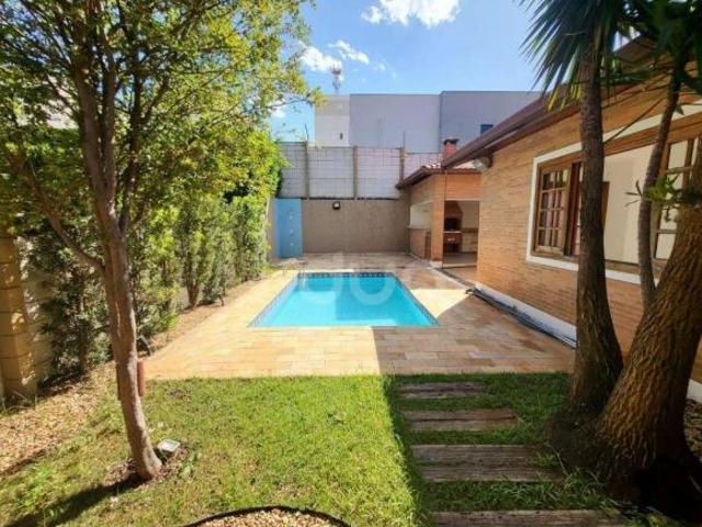 Casa de Condomínio para venda em Jardim Ipanema de 223.00m² com 3 Quartos, 1 Suite e 2 Garagens