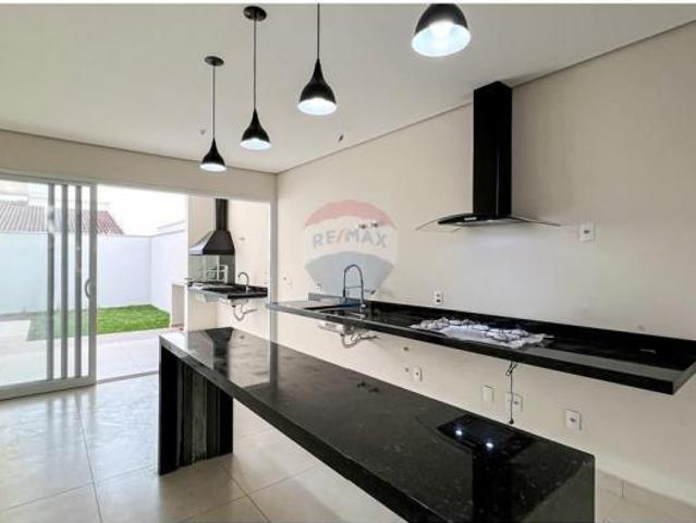 Casa de Condomínio para venda em Jardim Itapoan de 166.41m² com 3 Quartos, 2 Suites e 4 Garagens