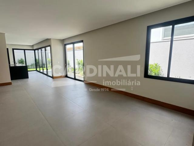 Casa de Condomínio para venda em Jardim Jockey Clube em São Carlos São Paulo de 182.00m² com 3 Quartos, 3 Suítes e 4 Garagens