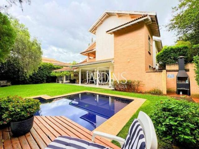 Casa de Condomínio para venda em Jardim Olhos D Água I de 435.00m² com 4 Quartos, 3 Suites e 4 Garag