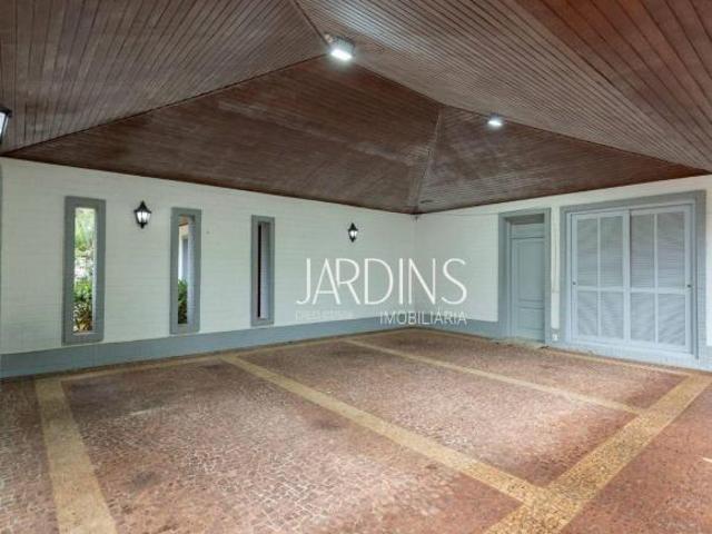 Casa de Condomínio para venda em Jardim Olhos D Água I de 971.00m² com 5 Quartos, 5 Suites e 10 Gara