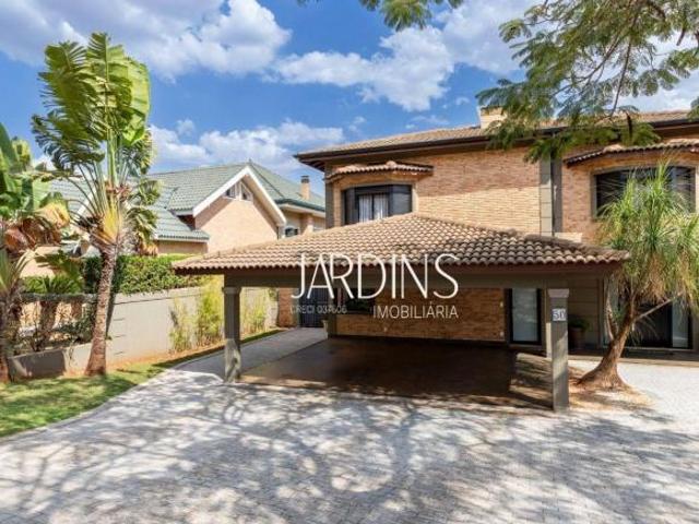 Casa de Condomínio para venda em Jardim Olhos D&apos água de 450.00m² com 3 Quartos, 3 Suites e 4 Garagen