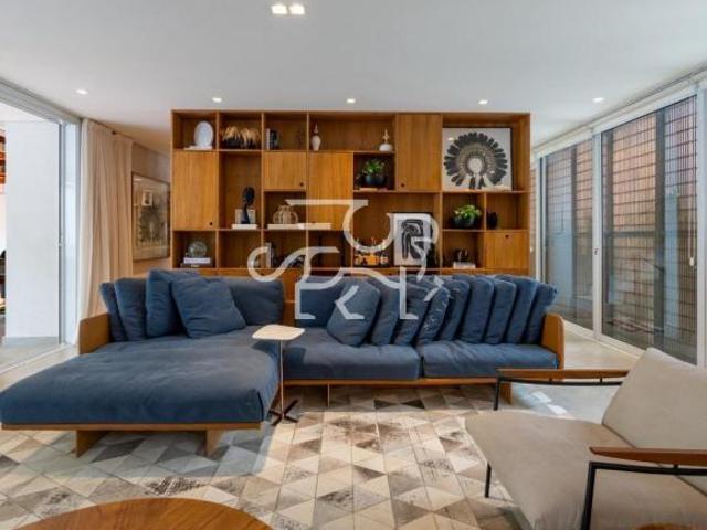 Casa de Condomínio para venda em Jardim Morumbi de 357.00m² com 3 Quartos, 3 Suites e 4 Garagens