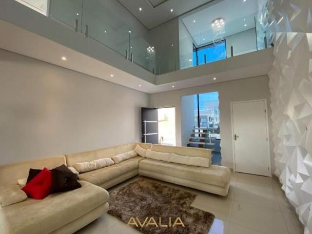 Casa de Condomínio para venda em Jardim Mantova de 244.00m² com 4 Quartos, 1 Suite e 4 Garagens