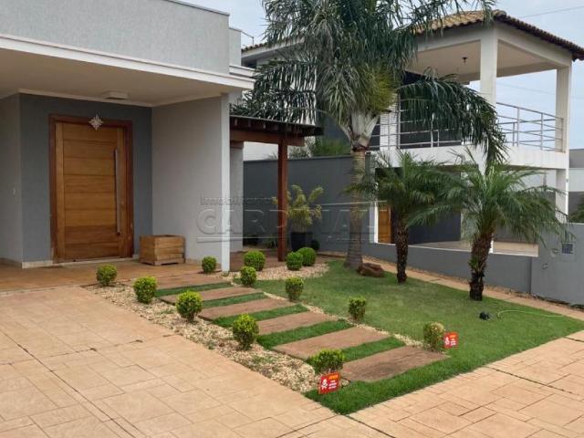 Casa de Condomínio para venda em Jardim Marivan em Araraquara São Paulo de 250.00m² com 3 Quartos, 3 Suítes e 2 Garagens