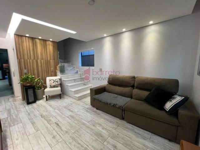 Casa de Condomínio para venda em Jardim Martins de 141.00m² com 2 Quartos, 2 Suites e 2 Garagens
