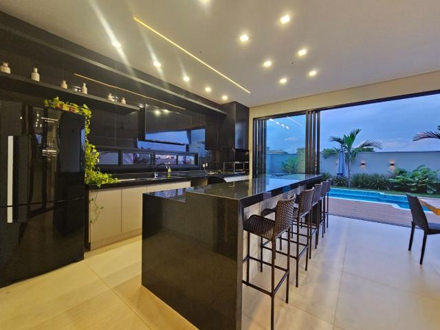 Casa de Condomínio para venda em Jardim Nova Araraquara em Araraquara São Paulo de 231.00m² com 3 Quartos, 3 Suítes e 4 Garagens