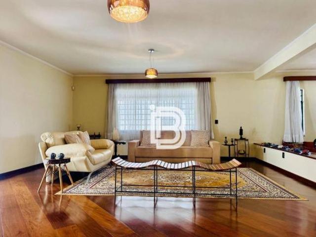 Casa de Condomínio para venda em Jardim Novo Mundo de 569.00m² com 4 Quartos, 3 Suites e 8 Garagens