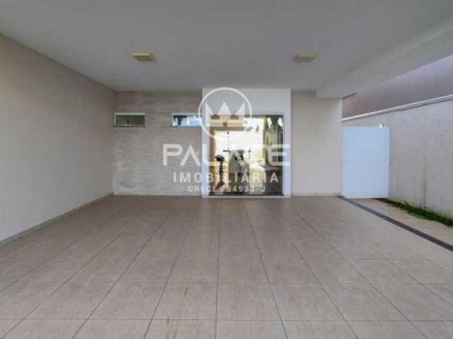 Casa de Condomínio para venda em Jardim São Francisco de 179.00m² com 3 Quartos, 1 Suite e 4 Garagen