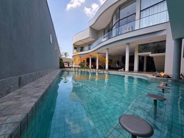 Casa de Condomínio para venda em Jardim São José de 525.00m² com 4 Quartos, 4 Suites e 6 Garagens