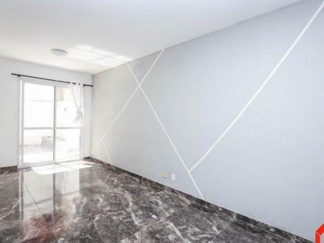 Casa de Condomínio para venda em Jardim São Luís de 220.00m² com 3 Quartos, 1 Suite e 2 Garagens