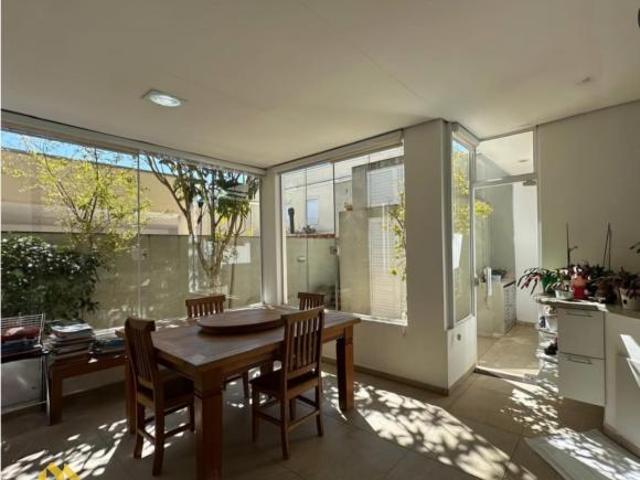 Casa de Condomínio para venda em Jardim São Pedro de 130.00m² com 3 Quartos, 1 Suite e 2 Garagens