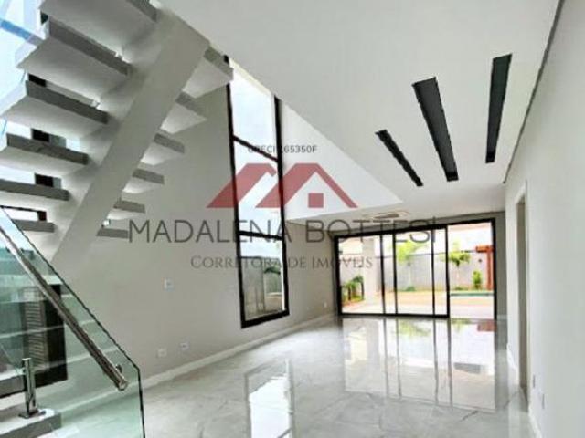 Casa de Condomínio para venda em Jardim São Pedro de 228.00m² com 3 Quartos, 3 Suites e 4 Garagens