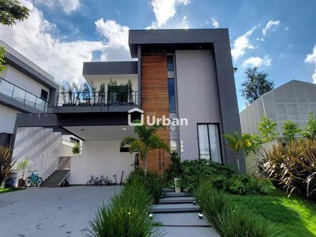 Casa de Condomínio para venda em Jardim São Vicente de 300.00m² com 4 Quartos e 4 Suites