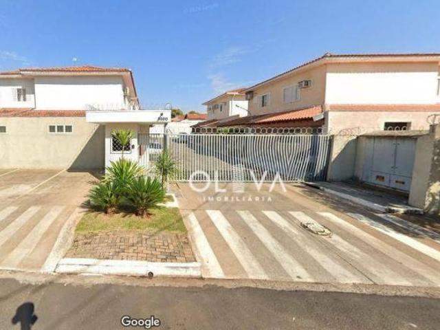 Casa de Condomínio para venda em Jardim Soraia de 70.00m² com 2 Quartos e 2 Garagens