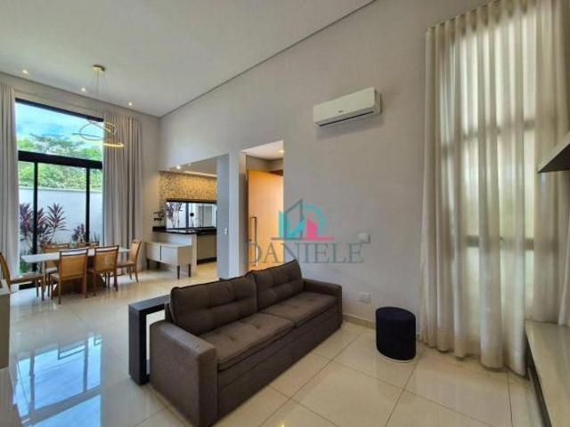 Casa de Condomínio para venda em Jardim Salto Grande de 179.00m² com 3 Quartos, 3 Suites e 4 Garagen