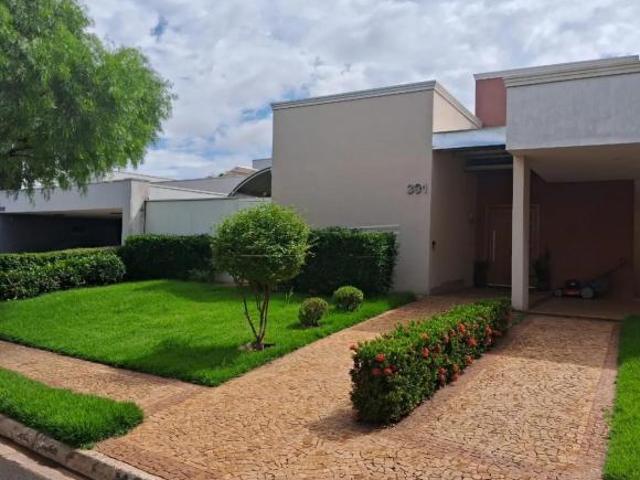 Casa de Condomínio para venda em Jardim Salto Grande de 239.00m² com 3 Quartos, 3 Suites e 4 Garagen