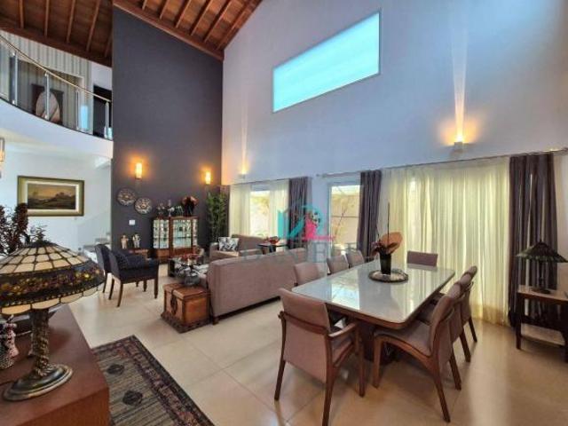 Casa de Condomínio para venda em Jardim Salto Grande de 326.00m² com 4 Quartos, 4 Suites e 4 Garagen