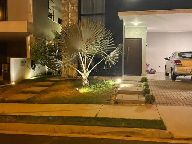 Casa de Condomínio para venda em Jardim Salto Grande em Araraquara São Paulo de 179.00m² com 3 Quartos, 1 Suíte e 4 Garagens