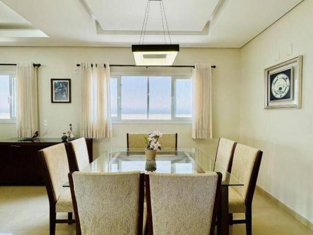 Casa de Condomínio para venda em Jardim Samambaia de 309.00m² com 4 Quartos, 4 Suites e 4 Garagens