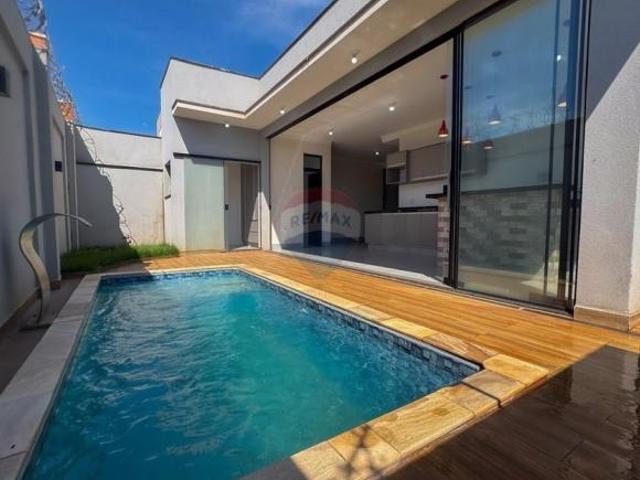 Casa de Condomínio para venda em Jardim San Marco de 180.00m² com 3 Quartos, 1 Suite e 4 Garagens