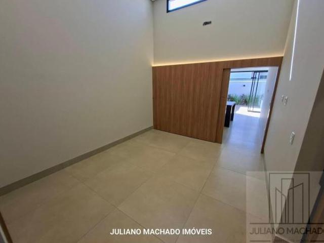 Casa de Condomínio para venda em Jardim San Marco Ii de 150.00m² com 3 Quartos, 3 Suites e 4 Garagen
