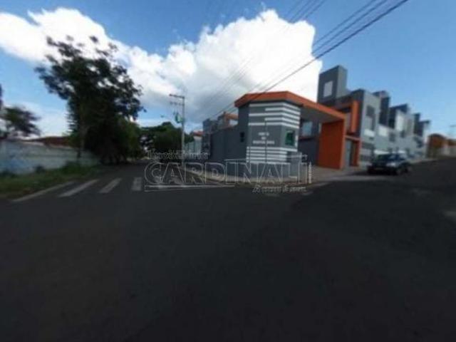 Casa de Condomínio para venda em Jardim Sao Carlos de 153.00m² com 3 Quartos e 1 Garagem