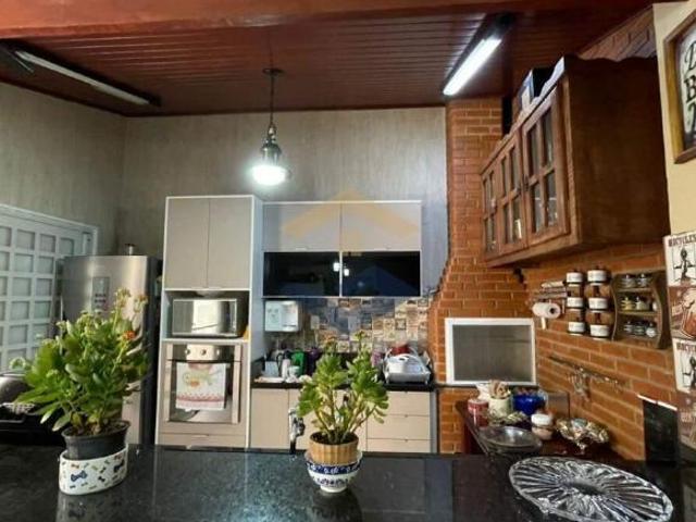 Casa de Condomínio para venda em Jardim Shangai de 130.00m² com 3 Quartos, 2 Suites e 3 Garagens