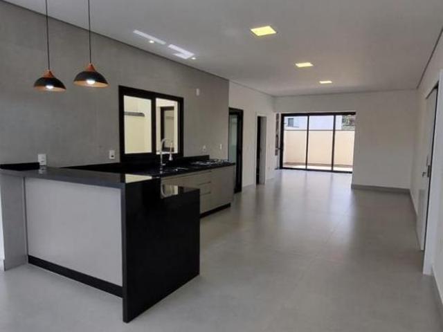 Casa de Condomínio para venda em Jardim Portal De Itaici de 196.00m² com 3 Quartos, 3 Suites e 4 Gar