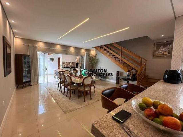 Casa de Condomínio para venda em Jardim Portal Dos Ipês de 228.00m² com 4 Quartos, 4 Suites e 2 Gara