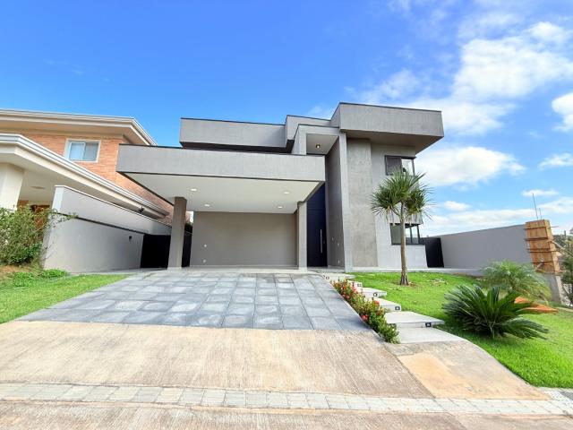 Casa de Condomínio para venda em Jardim Portugal em Valinhos São Paulo de 353.00m² com 5 Quartos, 5 Suítes e 4 Garagens