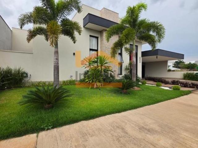Casa de Condomínio para venda em Jardim Pau Brasil de 451.85m² com 3 Quartos, 1 Suite e 4 Garagens