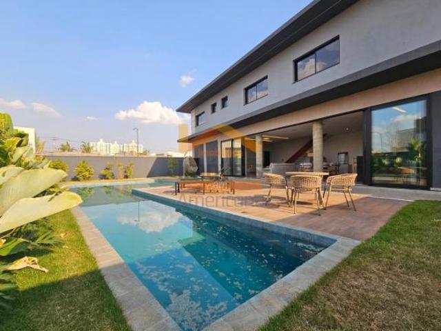 Casa de Condomínio para venda em Jardim Pau Brasil de 453.57m² com 3 Quartos, 3 Suites e 4 Garagens